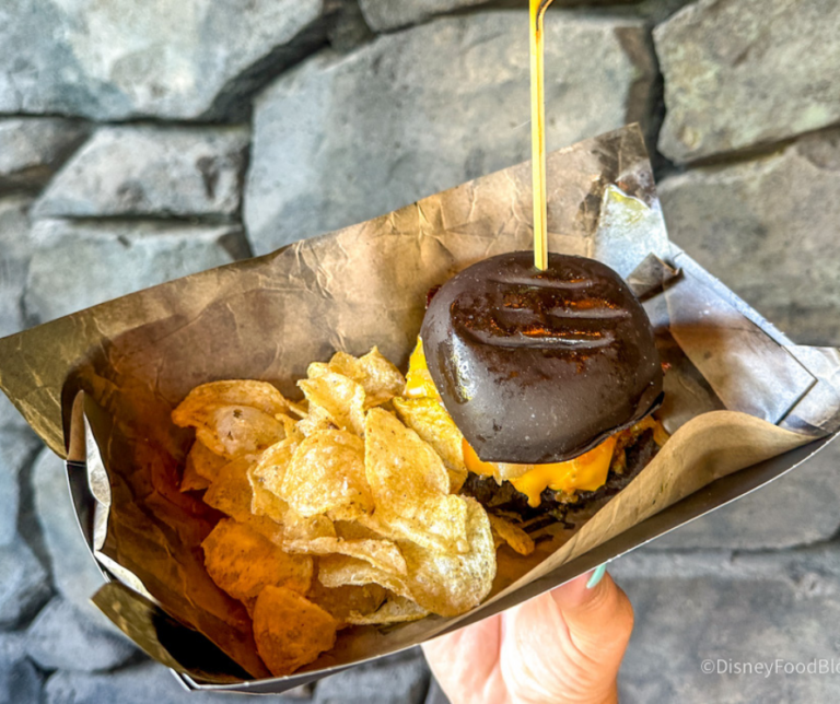 10 Must-Try Foods at Epic Universe (2025) – Ultimate Foodie Preview ...
